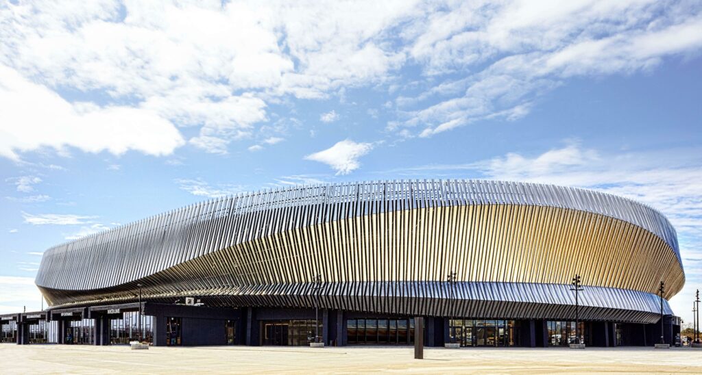 NYCB Live Debut - Pollstar News