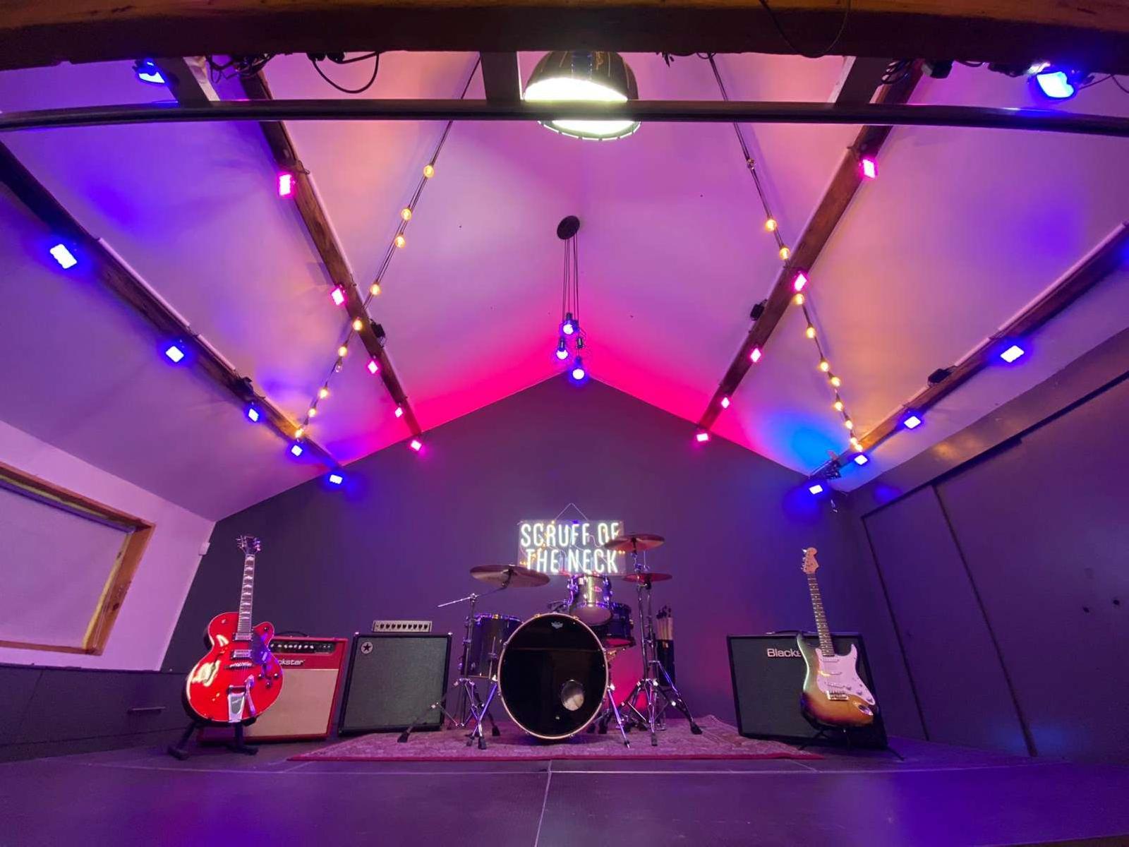 Scruff Of The Neck U.K. To Launch Streaming Channel With Twitch ...