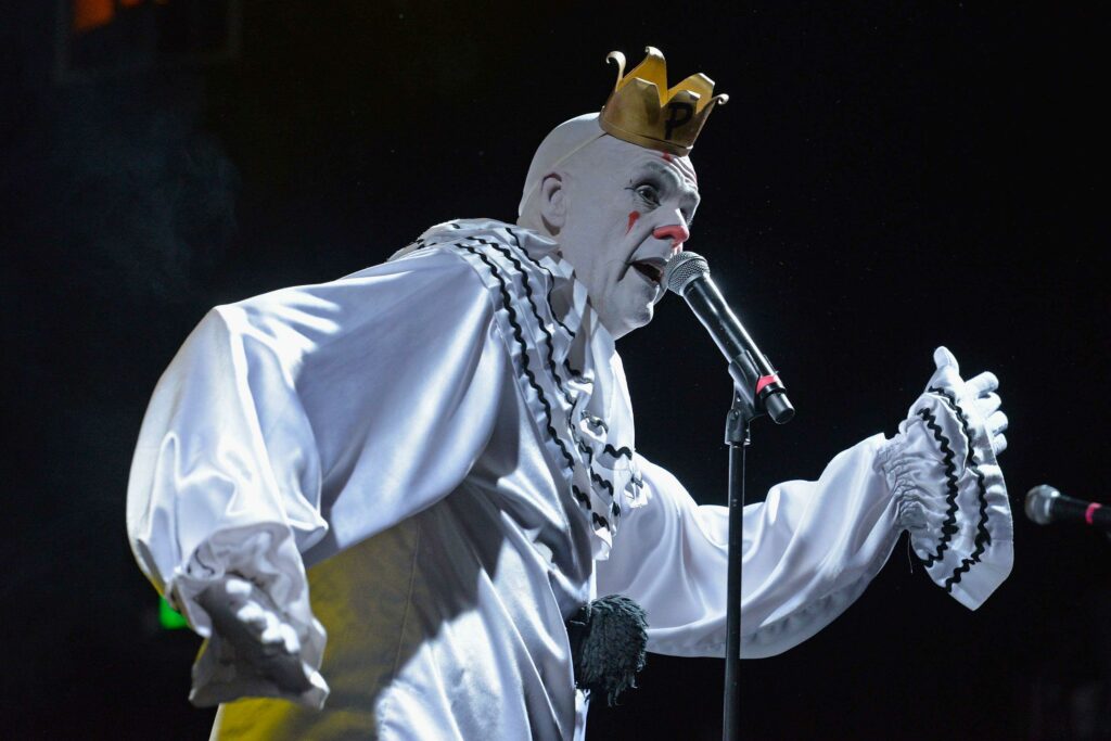 Puddles Pity Party Books Series Of Live Streaming Shows, Takes Meet ...
