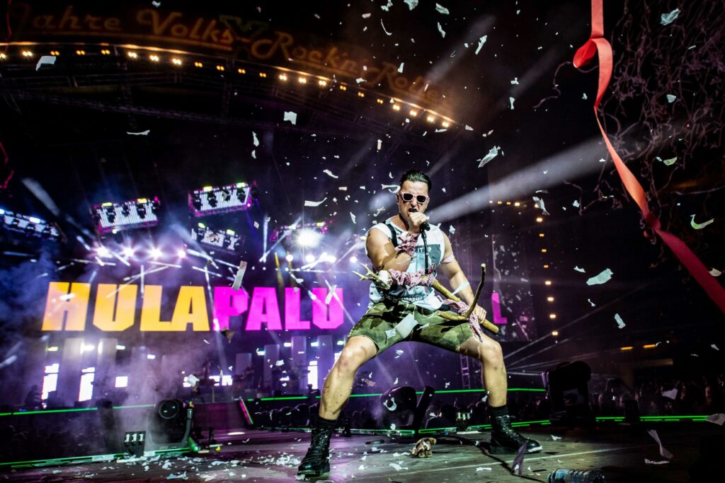 Austrian Schlager Rock Star Andreas Gabalier Sells 350,000 Tickets In ...