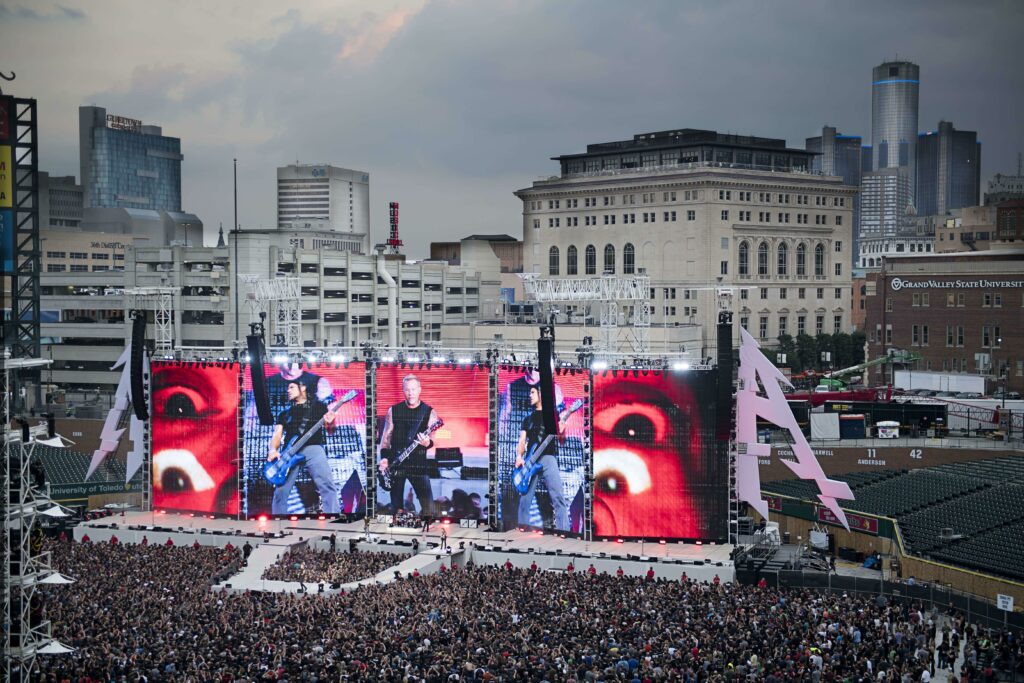 Metallica Returns To European Arenas & Stadiums With WorldWired Tour ...