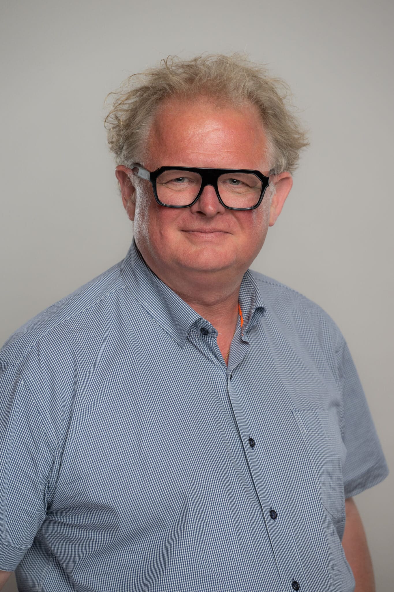 Executive Profile: PRG Lights Up Coldplay's 'Music Of The Spheres ...