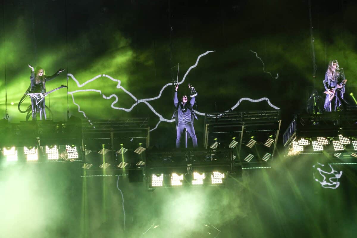 Trans-Siberian Orchestra Bringing A New Holiday Show To The Road ...