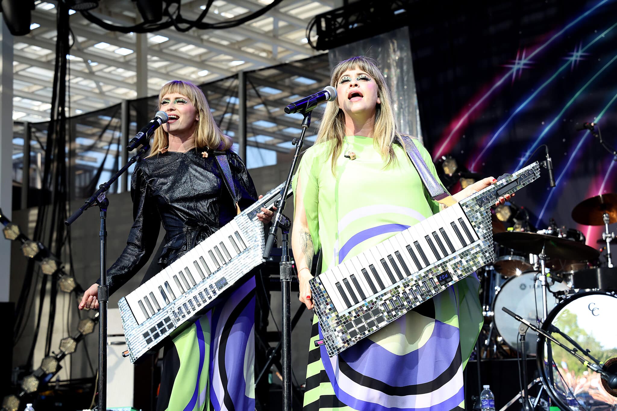 Lucius Books Fall Tour: 'Feels Like Second Nature' - Pollstar News
