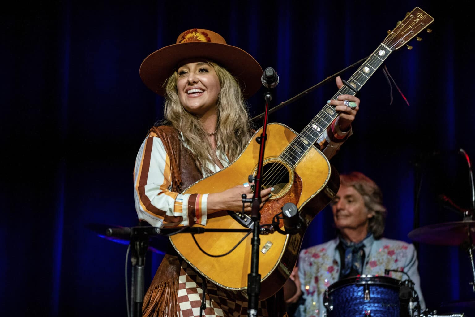 Lainey Wilson Leads CMA Nominations In First Year - Pollstar News