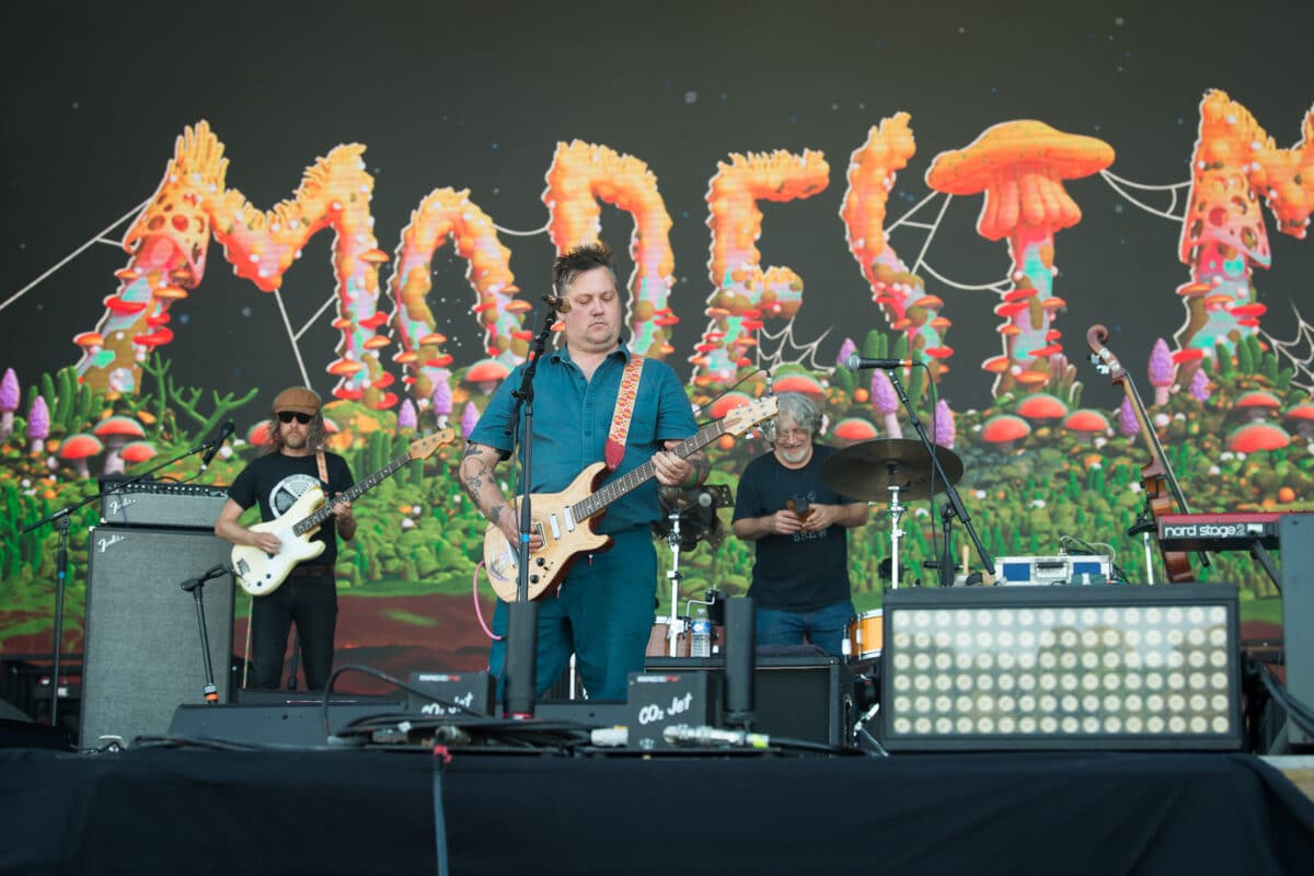 Modest Mouse Celebrates 25 Years Of 'The Lonesome Crowded West' With ...