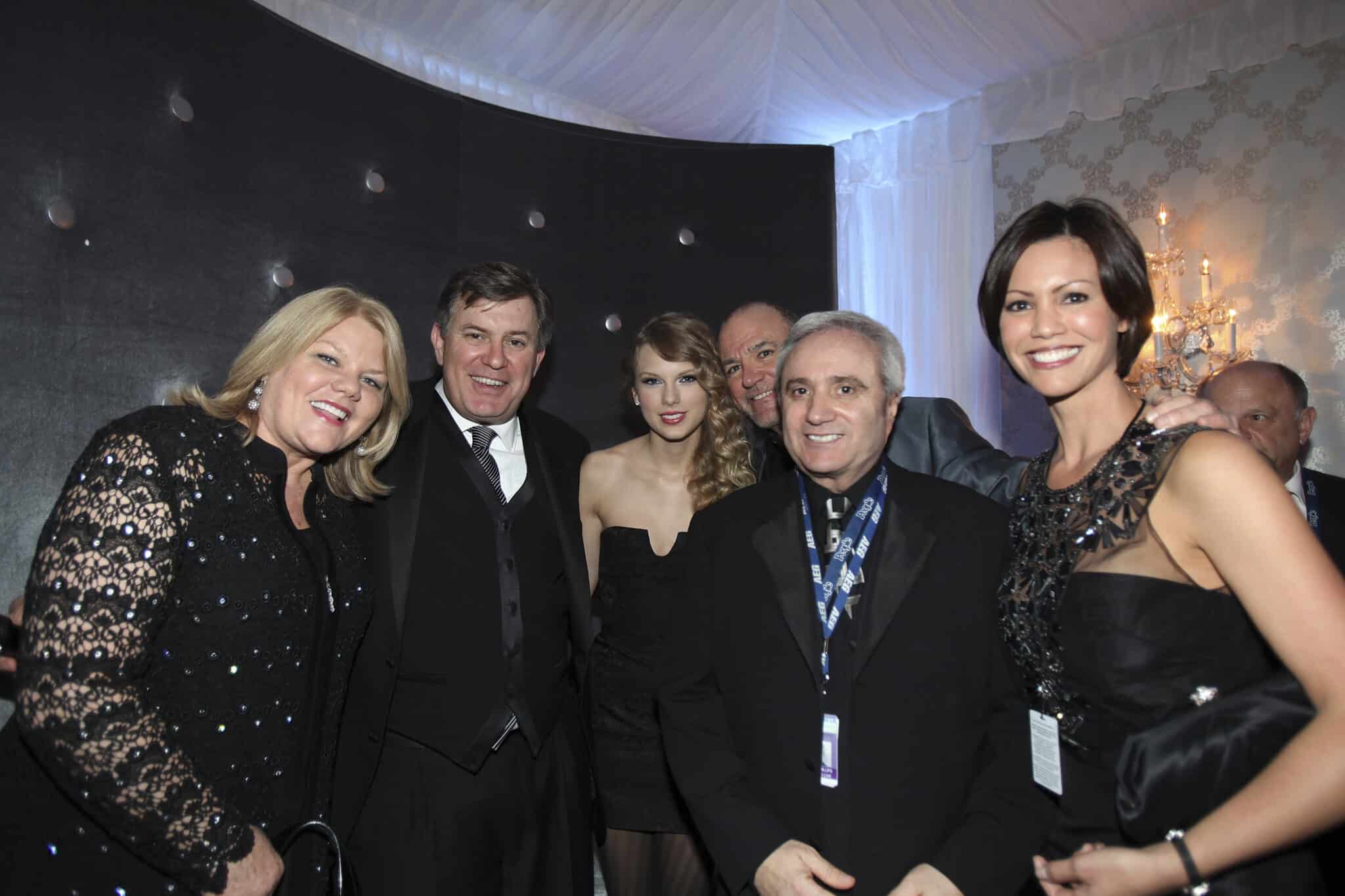 Tributes: Celebrating Louis Messina's 50 Years - Pollstar News