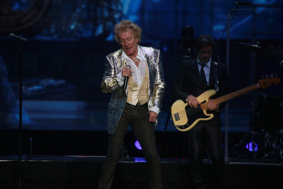 Rod Stewart Adds UK Summer Dates To 'The Hits' World Tour - Pollstar News