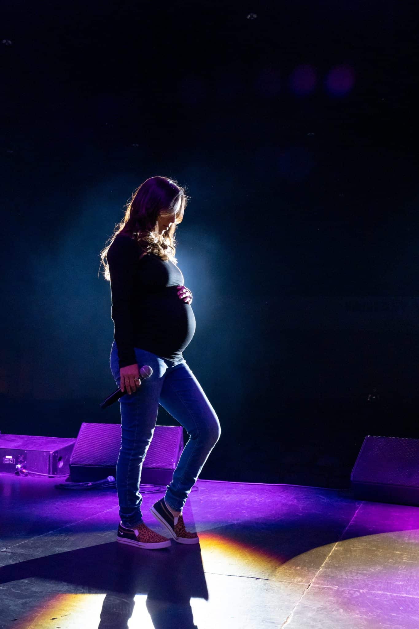 Anjelah Johnson-Reyes Takes Her Comedy To The Next Level Her Way ...