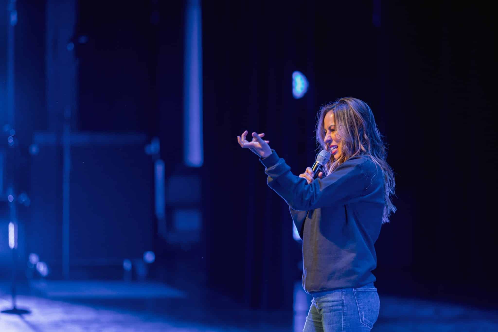 Anjelah Johnson-Reyes Takes Her Comedy To The Next Level Her Way ...