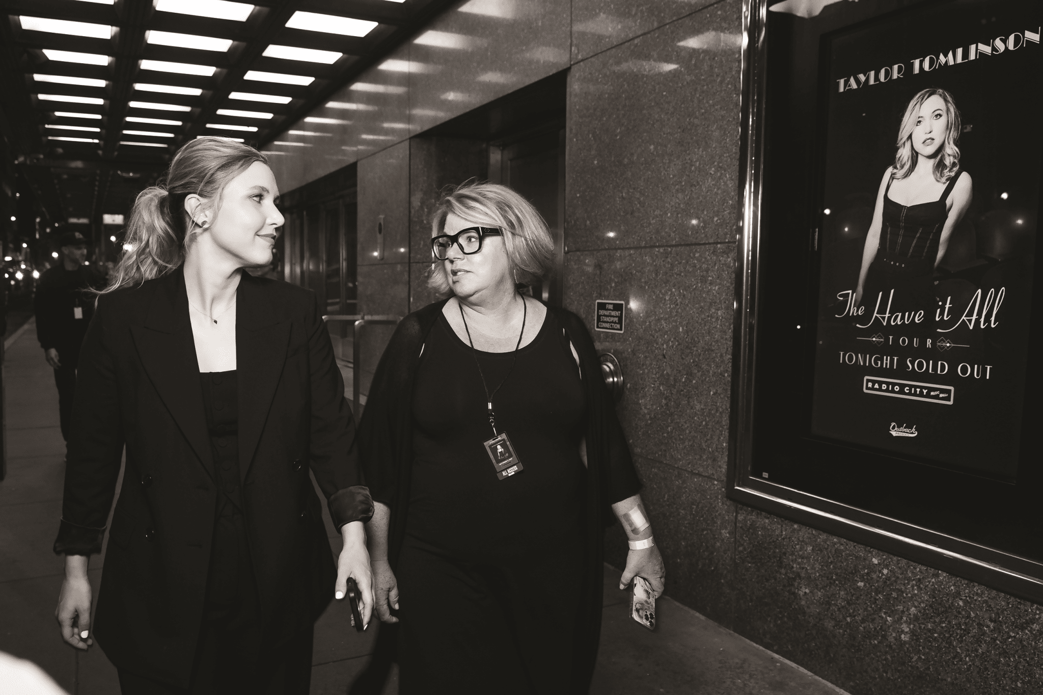 Meet The New Queen Of Late Night TV: Taylor Tomlinson Lines Up Arena ...