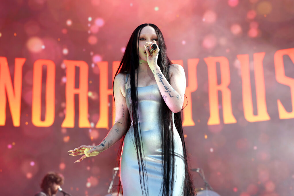 Weekly Signings: Noah Cyrus Joins Range Music, Sydney Rose Joins CAA ...
