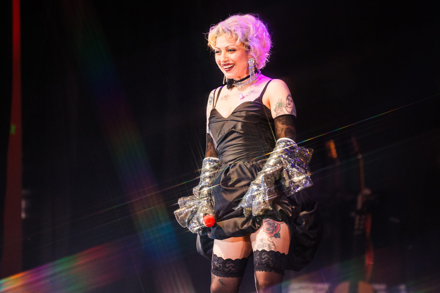 Chilean Mexican Singer Mon Laferte Signs With UTA - Pollstar News