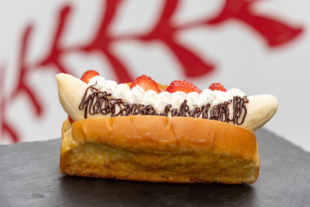 Best Team Tie-In: Banana Dog (2025 Excellence In Concessions Awards ...