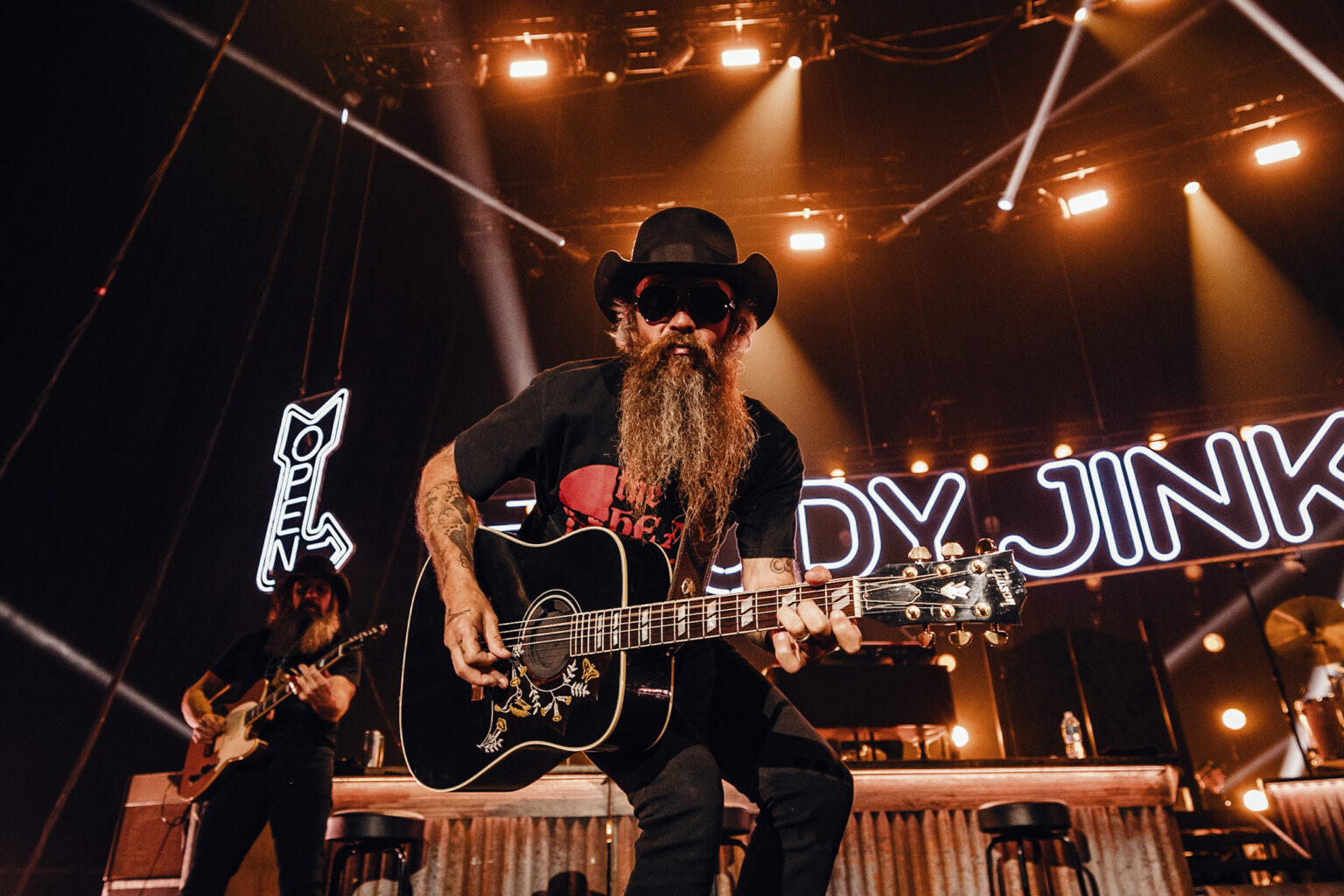 Cody Jinks Kicks It Into High Gear With New Album, Management & Tour ...