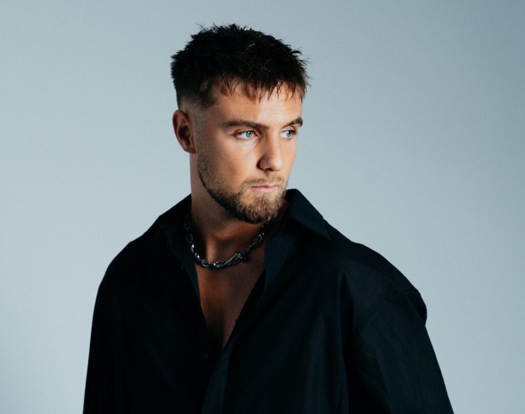 Breakout French DJ Maesic Signs With WME - Pollstar News
