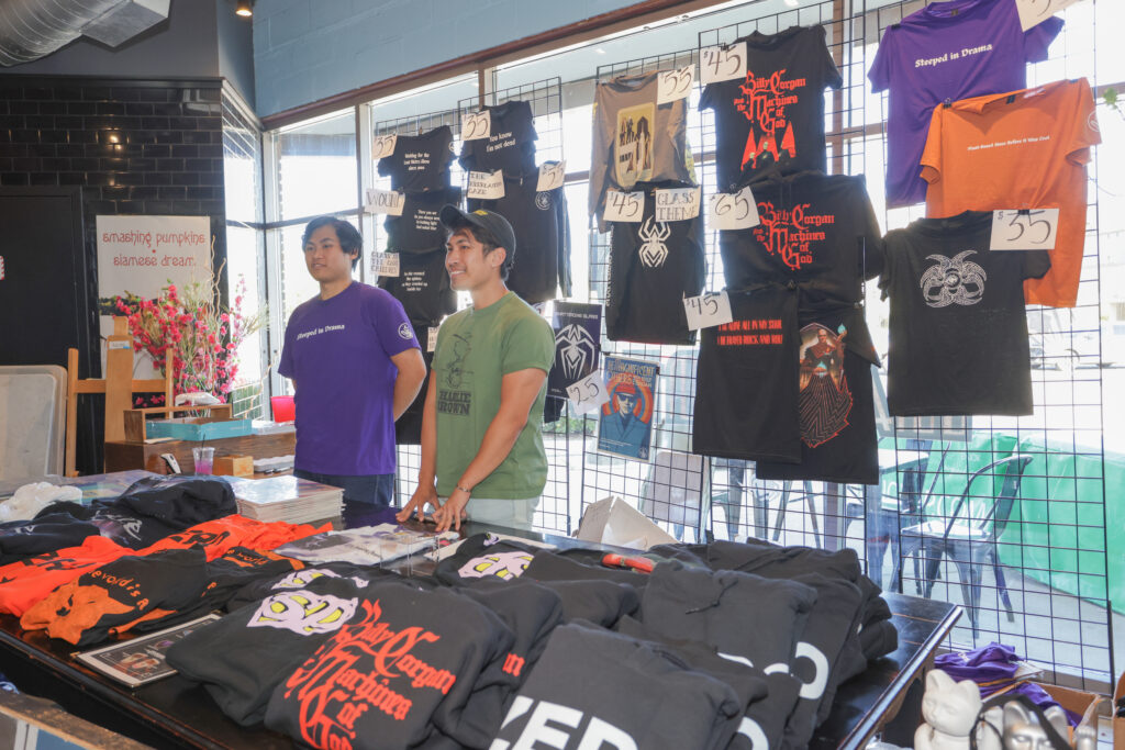 Industry Insights: The Ins & Outs Of Artist Merchandise - Pollstar News