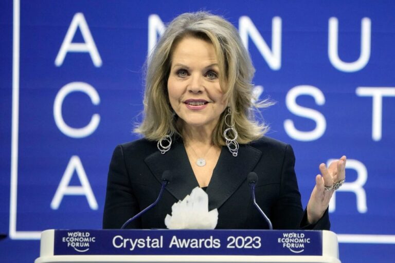 Grammy-Winning Singer Renée Fleming Cancels Kennedy Center Appearances ...